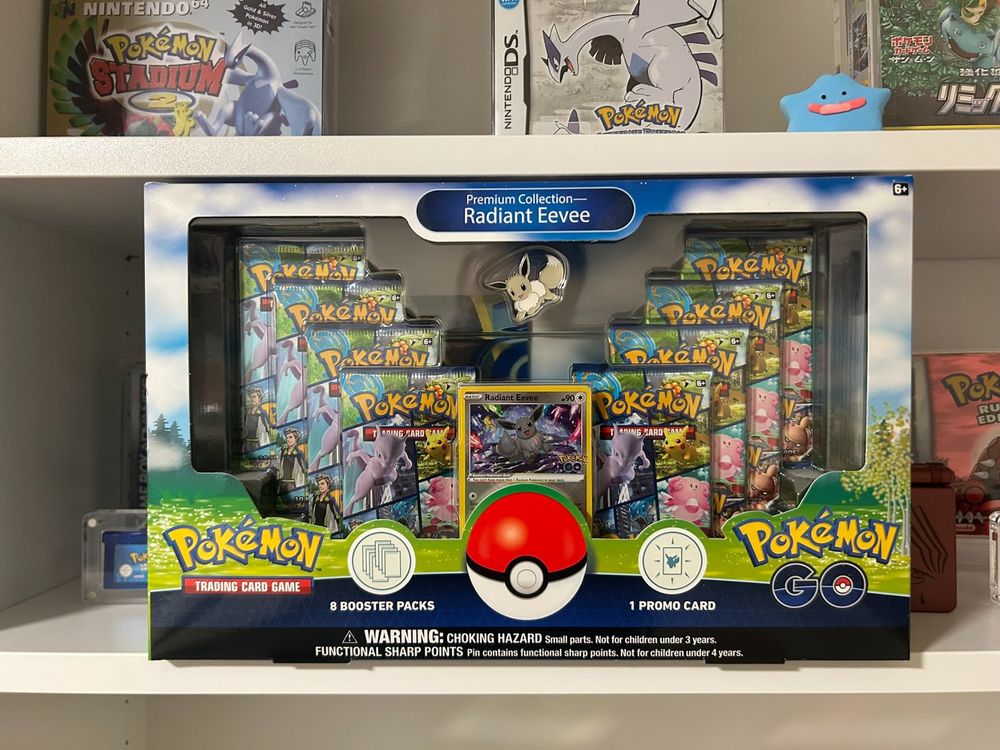 Pokémon GO Premium Collection—Radiant Eevee EN | Kaufen auf Ricardo