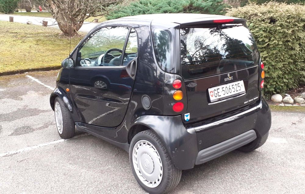 SMART semi-automatique noire (Gebraucht) in Chambésy für CHF 930 – nur ...