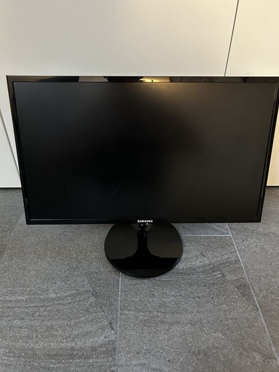 Monitor Samsung (Gebraucht) in Wolfhausen für CHF 21 – nur Abholung auf ...