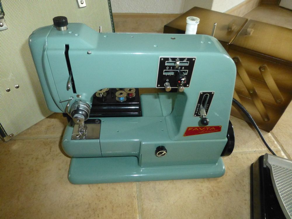 Nähmaschine Favta Automatic (Gebraucht) in für CHF 100 – mit Lieferung ...