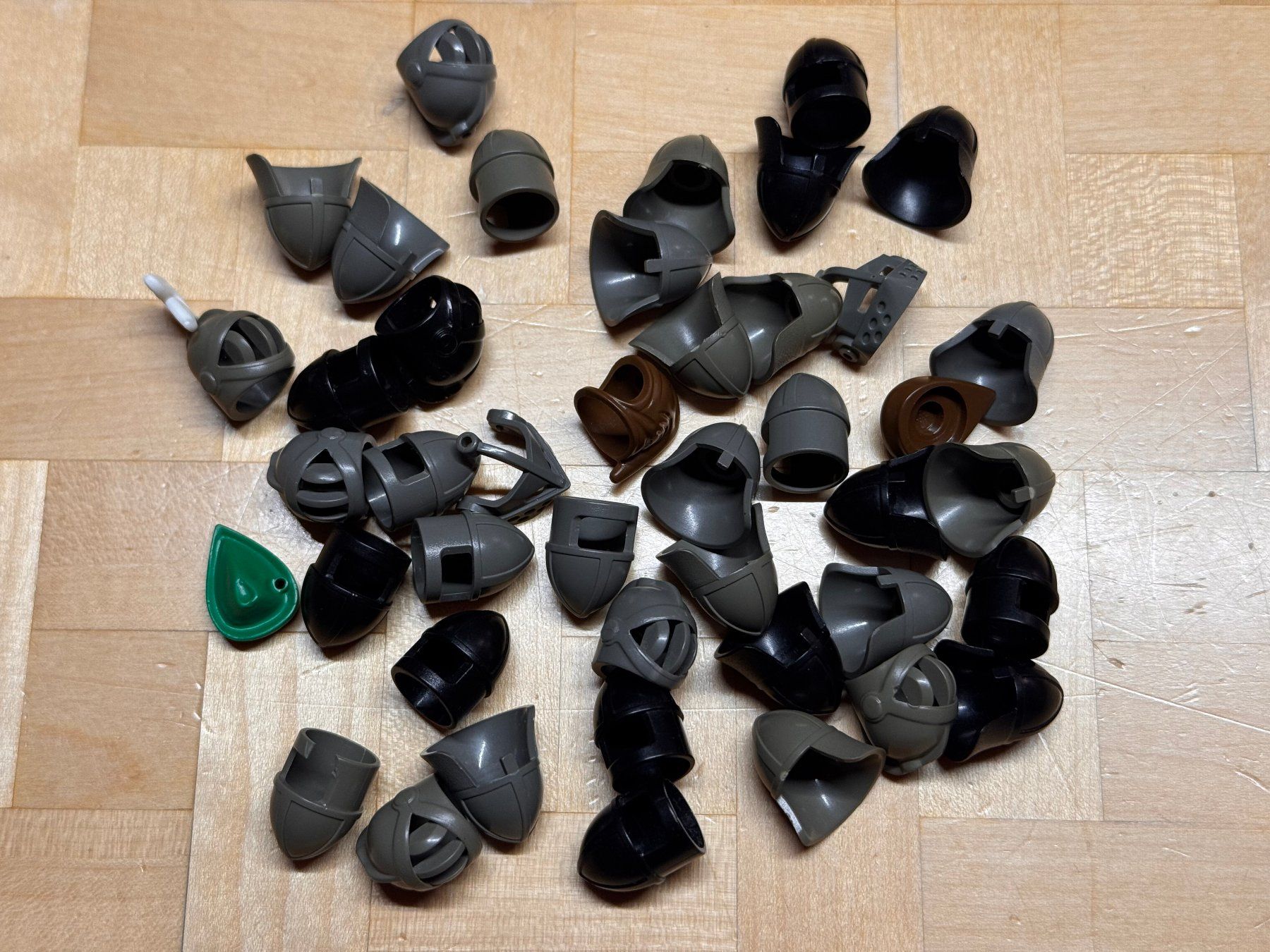 Lego Ritterfiguren alt, mit Waffen, Pferden usw. nach Bilder (Gebraucht ...