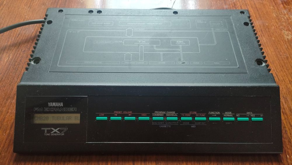 Yamaha TX7 | Kaufen auf Ricardo
