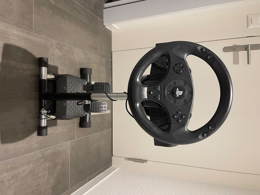 Thrustmaster T80 Racing Wheel inkl. Wheel Stand Pro (Gebraucht) in ...