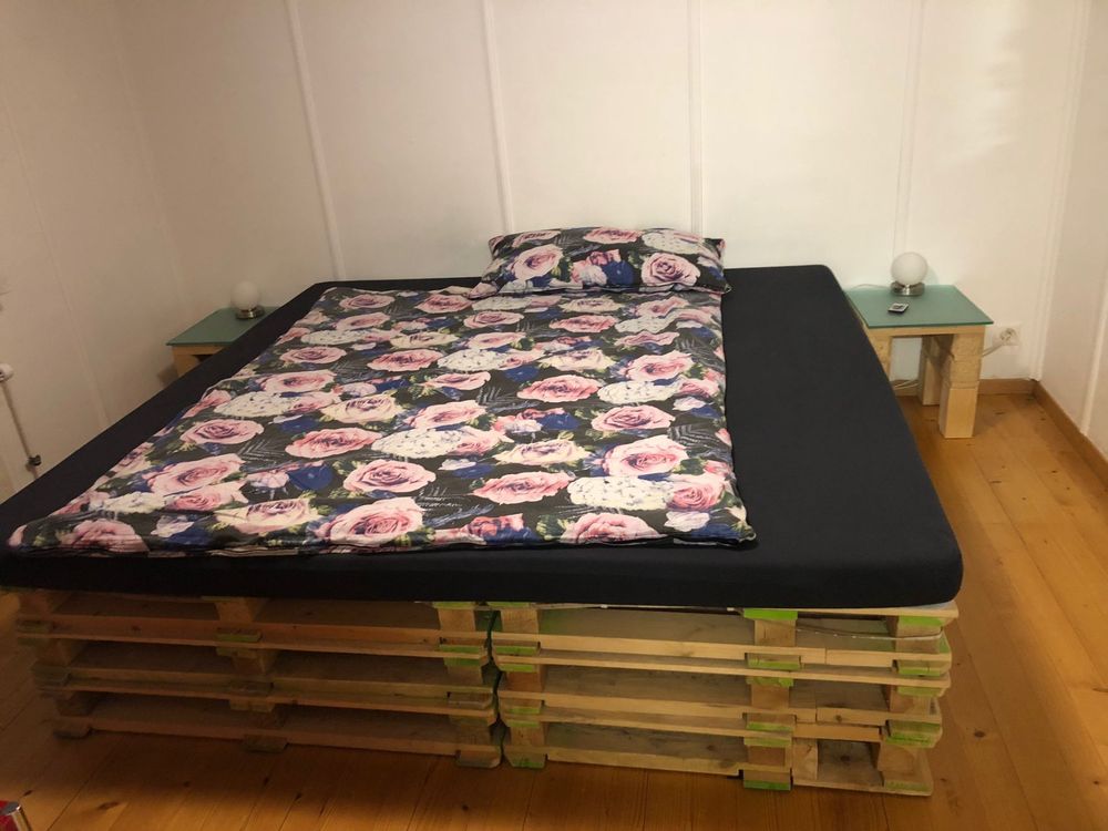 Bett 210 cm x 210 cm | Kaufen auf Ricardo