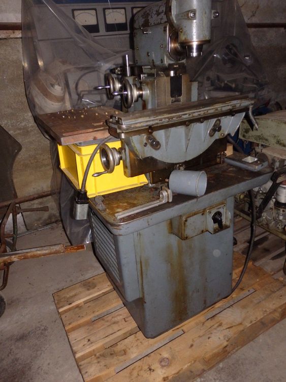 Fräsmaschine Schaublin 12 (Gebraucht) in für CHF 1200 – nur Abholung ...