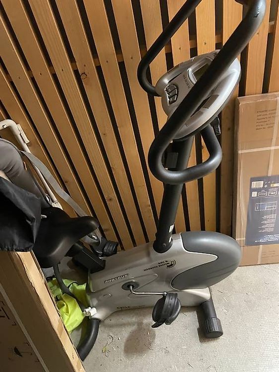Vélo dappartement Proteus (Gebraucht) in Chavannes-de-Bogis für CHF 50 ...