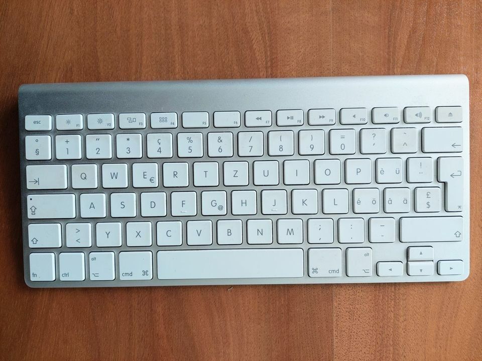 Einwandfreie Apple Magic Keyboard QWERTZ CH Layout (Gebraucht) in ...