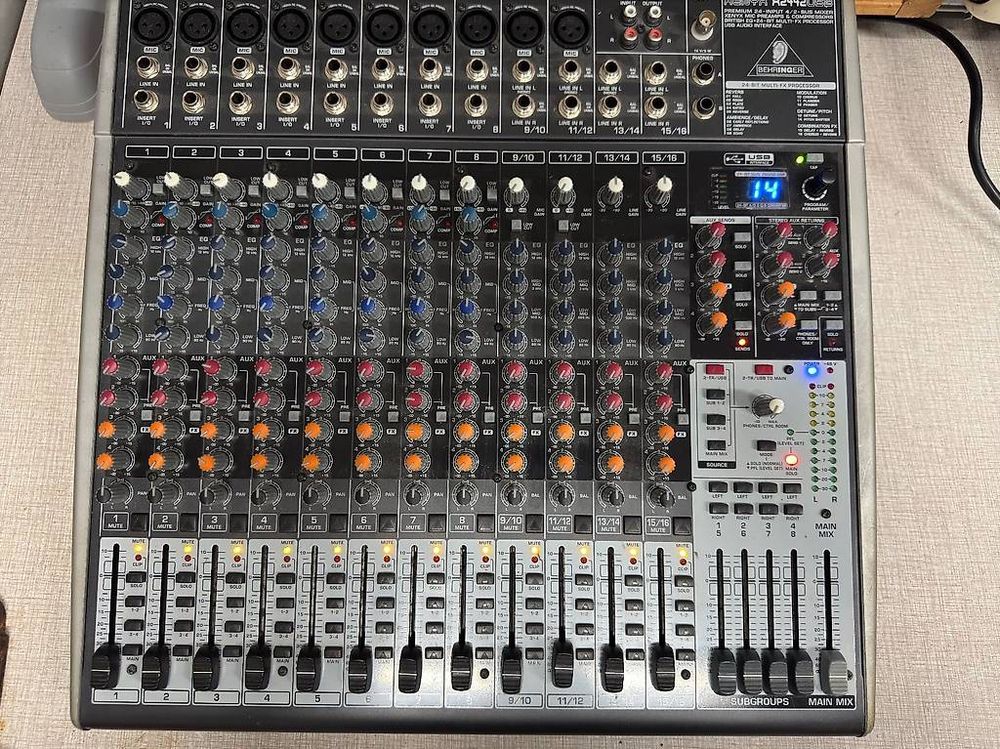 Behringer Xenyx X2442USB Mixer (Gebraucht) in Biel/Bienne für CHF 140 ...