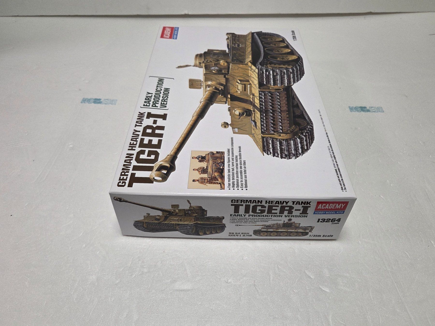 Academy 13264 German Heavy Tank Tiger-I 1:35 (Neu und originalverpackt ...