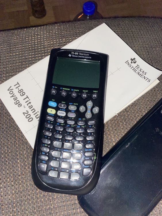 Texas Instruments TI-89 Voyage 200 (Neu (gemäss Beschreibung)) in Root ...