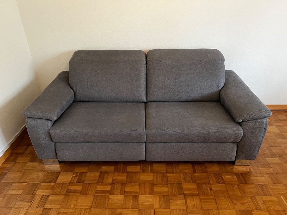 2er / 3er Sofa aus Stoff - Relaxsofa - elektrisch (Gebraucht) in Dübendorf für CHF 290 – nur ...
