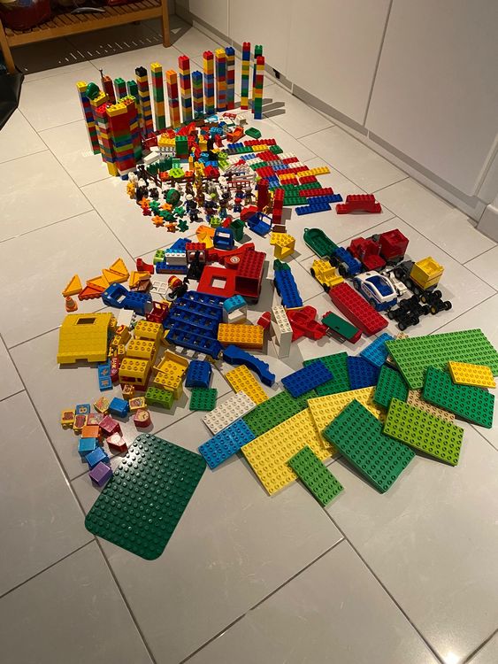 Riesige LEGO Duplo Sammlung Tiere Figuren etc.viele Platten (Gebraucht) in Berikon für CHF 90 ...