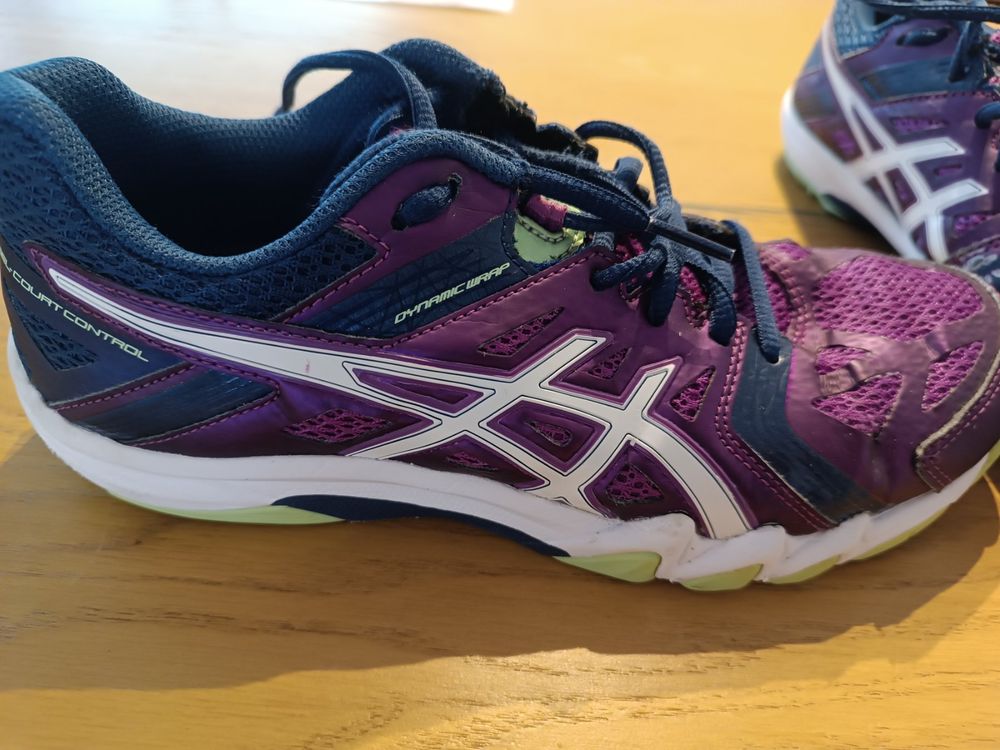 Asics Hallenschuhe | Kaufen auf Ricardo