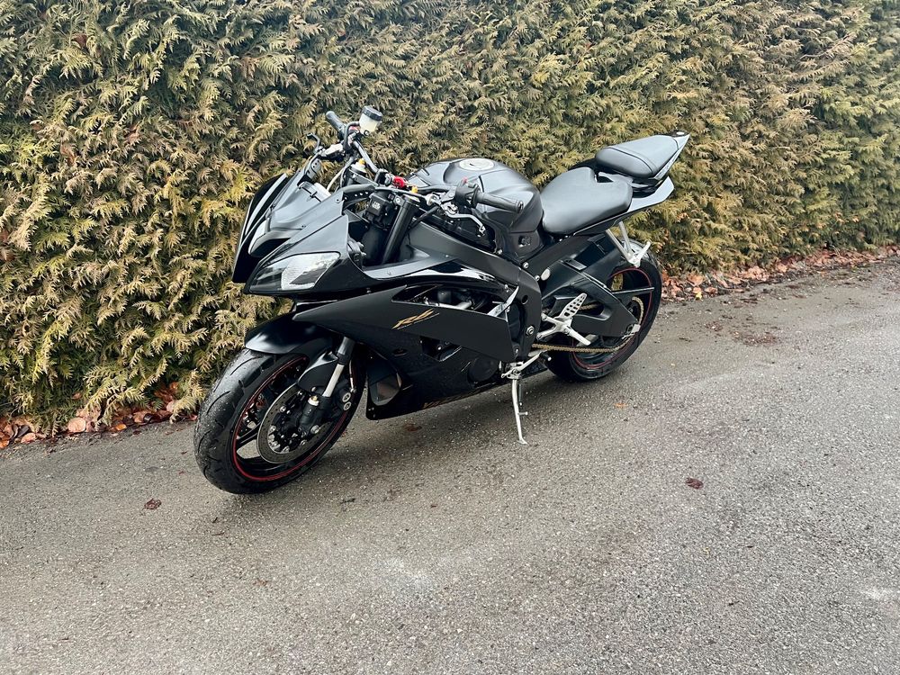 Yamaha R6 RJ15 (Defekt) in für CHF 3435 – nur Abholung auf Ricardo kaufen