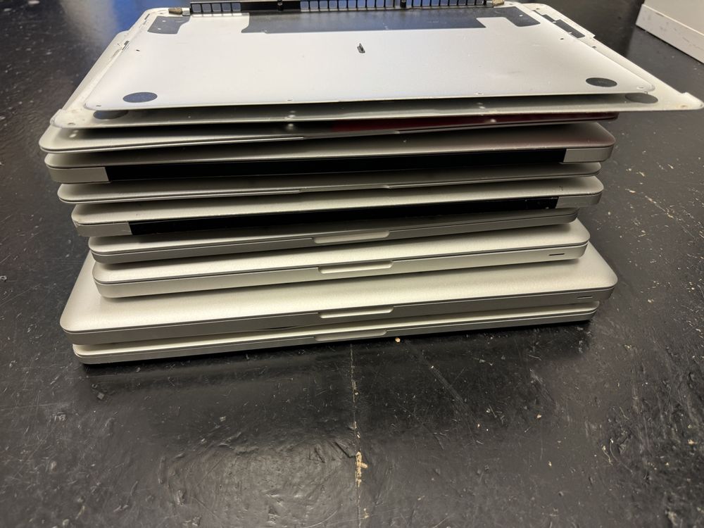 Diverse MacBooks!! DEFEKT! Für Bastler (Defekt) in Egliswil für CHF 51 ...
