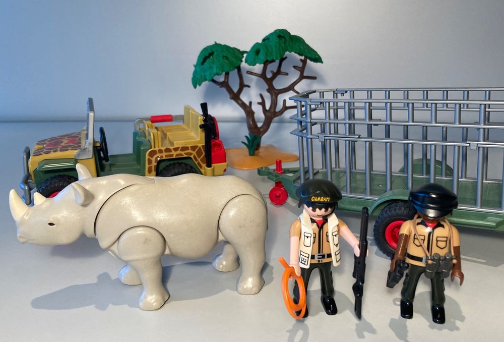 Playmobil, Ombati Rangerfahrzeug, Anhänger und Nashorn (Gebraucht) in Wil SG für CHF 23 – mit ...