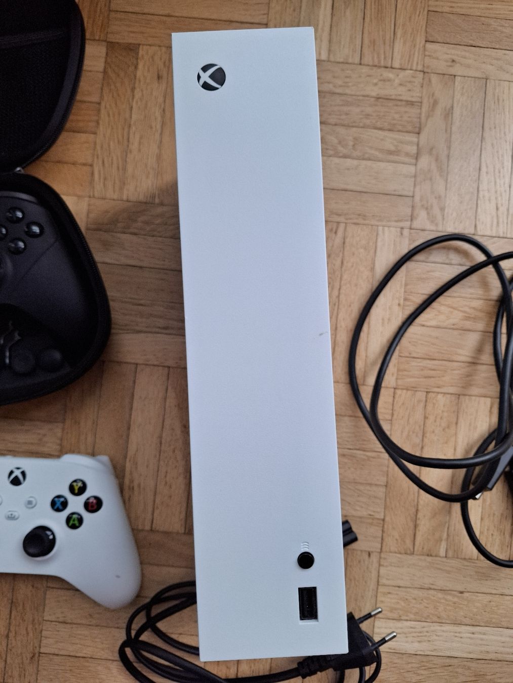 Xbox Series S + Manette Elite 2 + Manette standard (Neu (gemäss ...