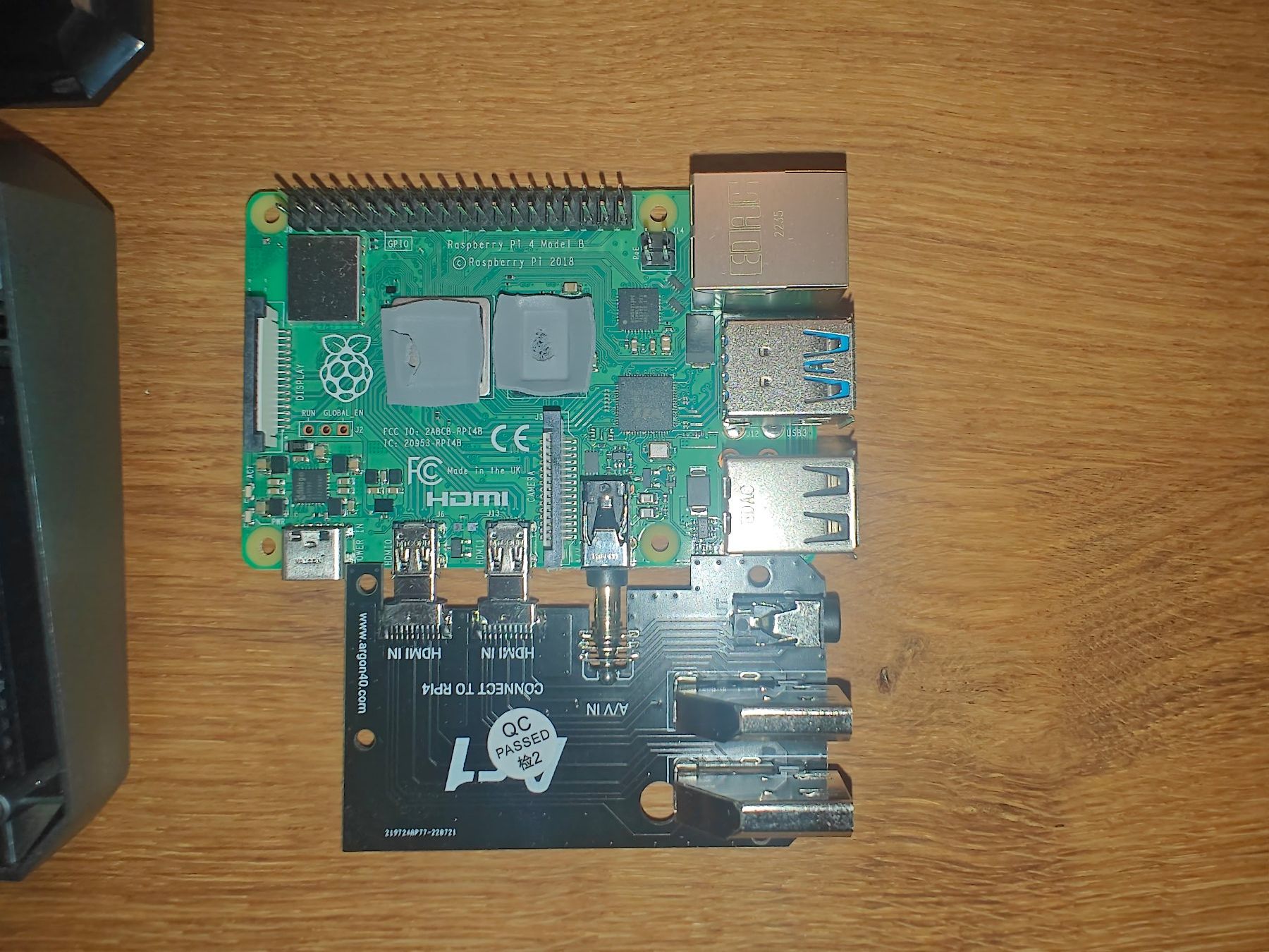 Raspberry Pi 4 Model B (4GB) + Argon Case (Gebraucht) in Baden für CHF ...
