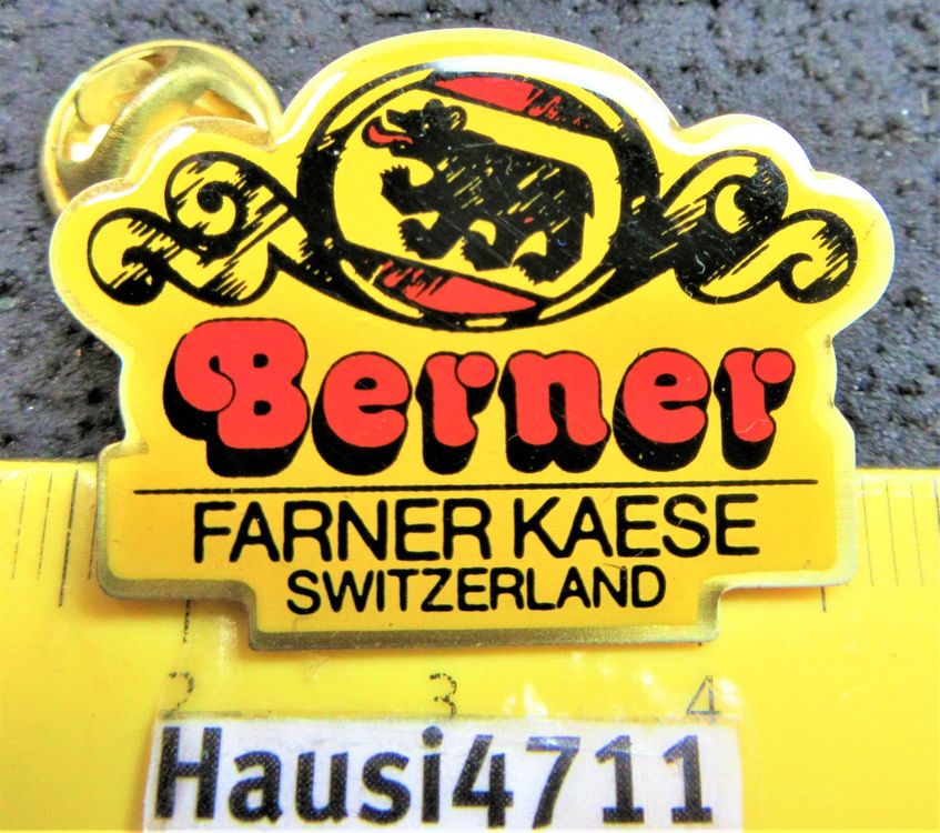 Berner Bären Käse Pin (Gebraucht) in Ettingen für CHF 0.25 – mit ...