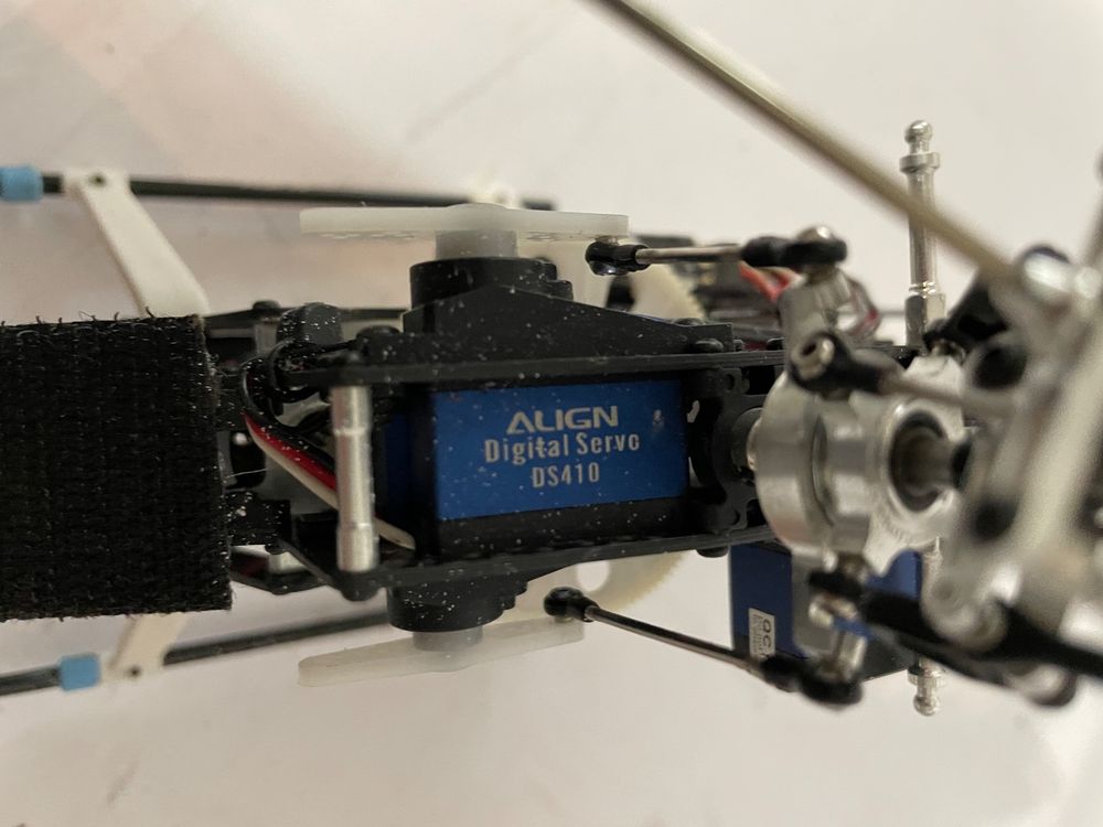 T-Rex 250 mit Servos (Gebraucht) in Trübbach für CHF 80 – mit Lieferung auf Ricardo kaufen