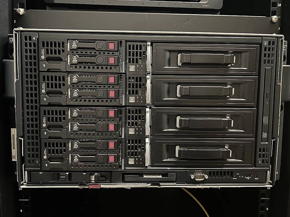 HPE c3000 mit 4 Blades G9 (Gebraucht) in Oberdorf BL für CHF 250 – nur ...