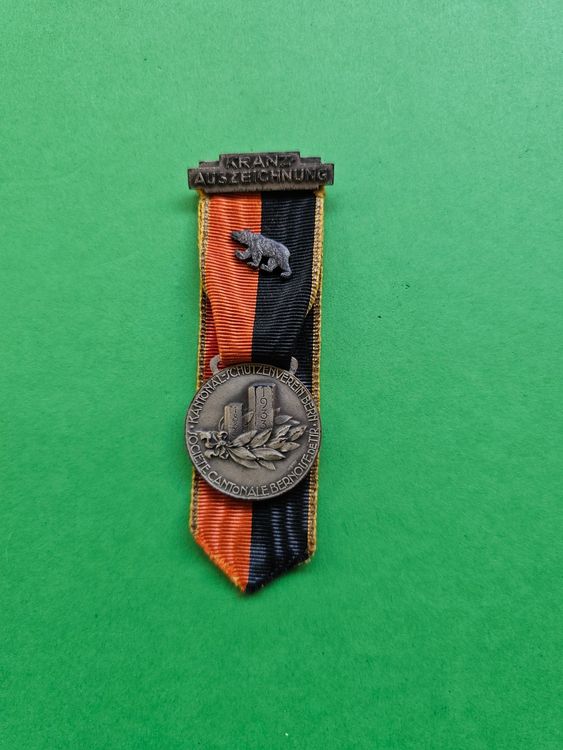 BERN / BIEL 1948 SCHIESSEN KRANZABZEICHEN MEDAILLEN MÜNZEN (Gebraucht) in Ermatingen für CHF 15. ...