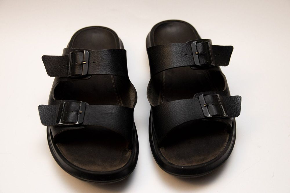 kyboon Uri Black Sandalen (kyboot) (Gebraucht) in Wattenwil für CHF 52 ...