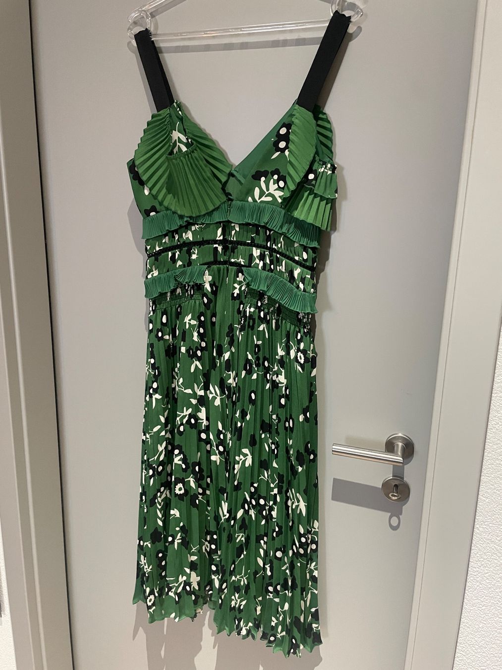 Robe Self-Portrait plissée verte (D'occasion) à Porrentruy pour CHF 80 ...
