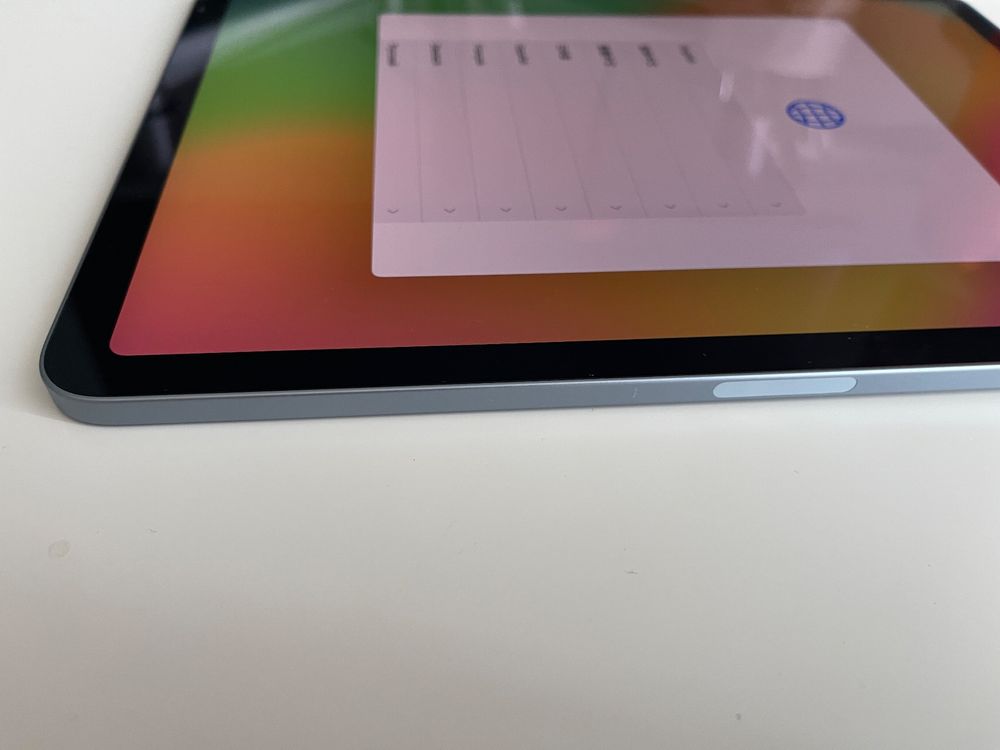 iPad Air 4 iCloud gesperrt (locked), model A2316 (Defekt) in ...