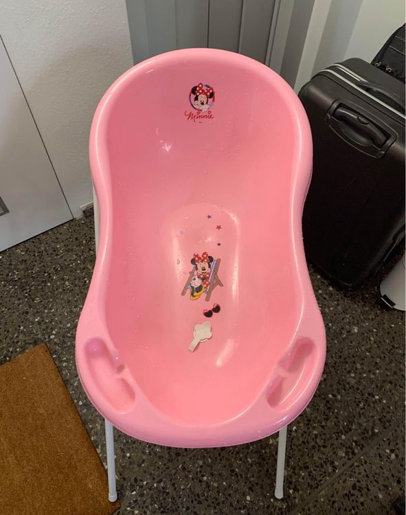 Disney Baby bath tub with stand (Babybadewannen) | Kaufen auf Ricardo