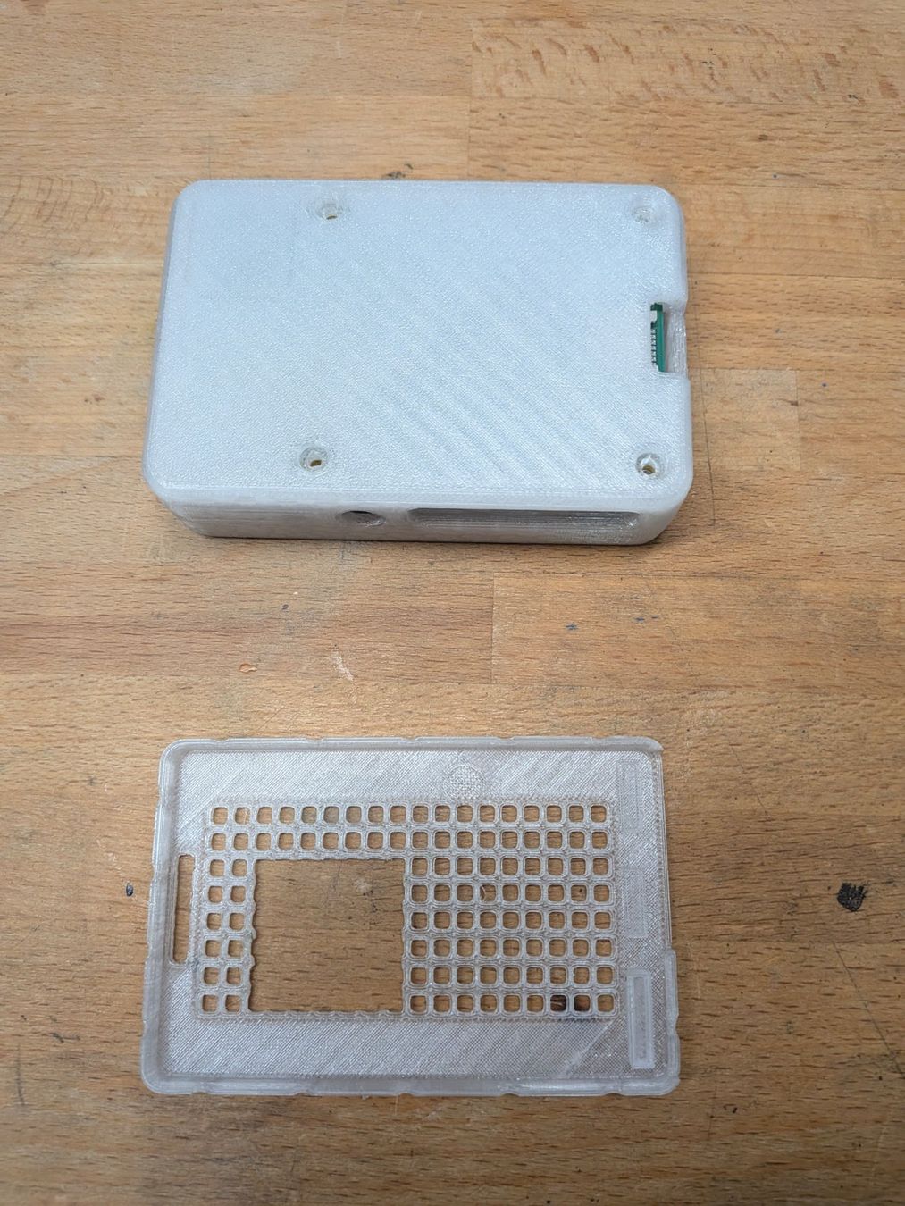 Raspberry Pi 4B 2GB mit PoE-HAT & PETG-Gehäuse (Gebraucht) in ...