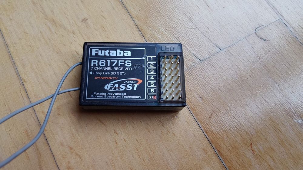 Futaba R617FS (Gebraucht) in für CHF 36 – mit Lieferung auf Ricardo kaufen