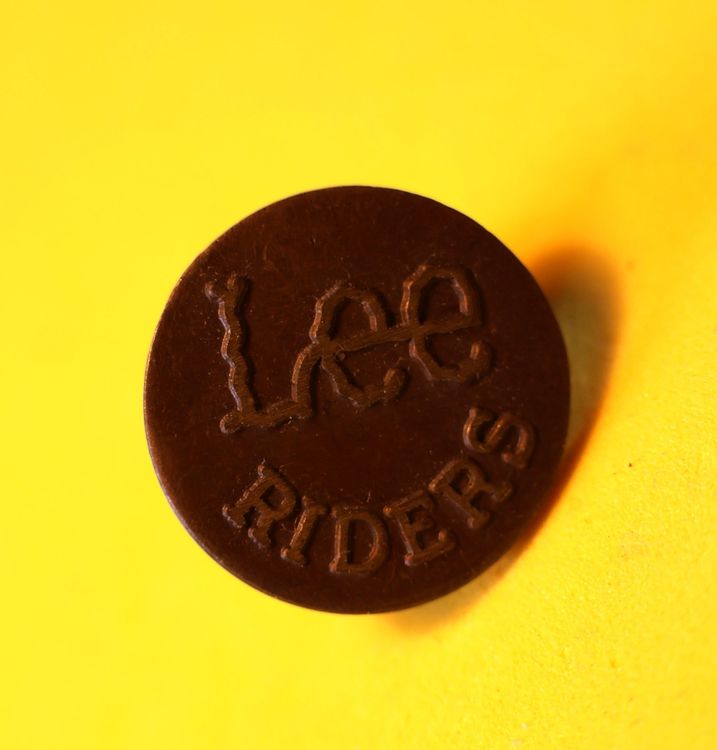 Lee RIDERS Logo (Gebraucht) in Winterthur für CHF 0.6 – mit Lieferung ...