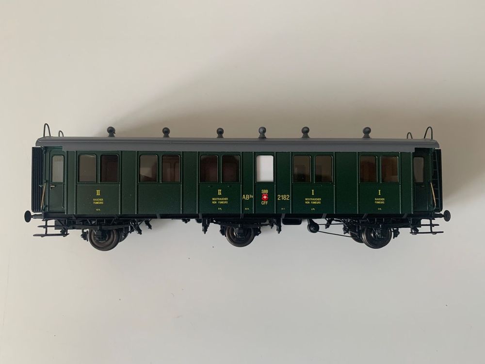 Born H0: Dreiachsiger SBB Personenwagen AB3ü 2182 | Kaufen auf Ricardo