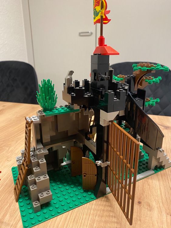 Lego Ritter Set System Nr. 6076 (Gebraucht) in für CHF 51 – mit ...