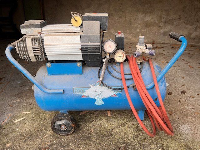 Kompressor Tool-Air CX50/300 (Gebraucht) in Füllinsdorf für CHF 80 – nur Abholung auf Ricardo kaufen