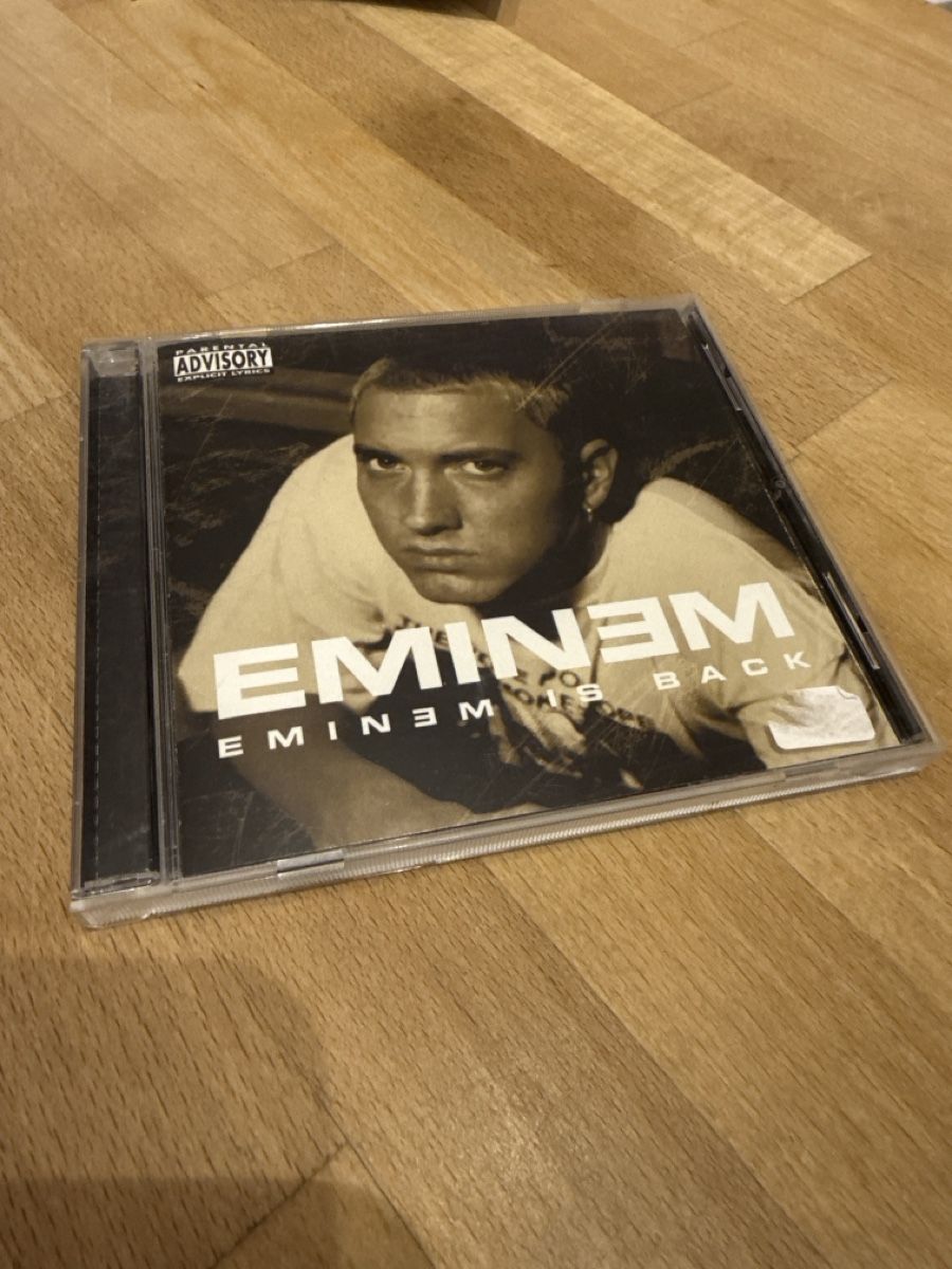 Eminem - Eminem is back (Gebraucht) in Zermatt für CHF 2 – mit ...