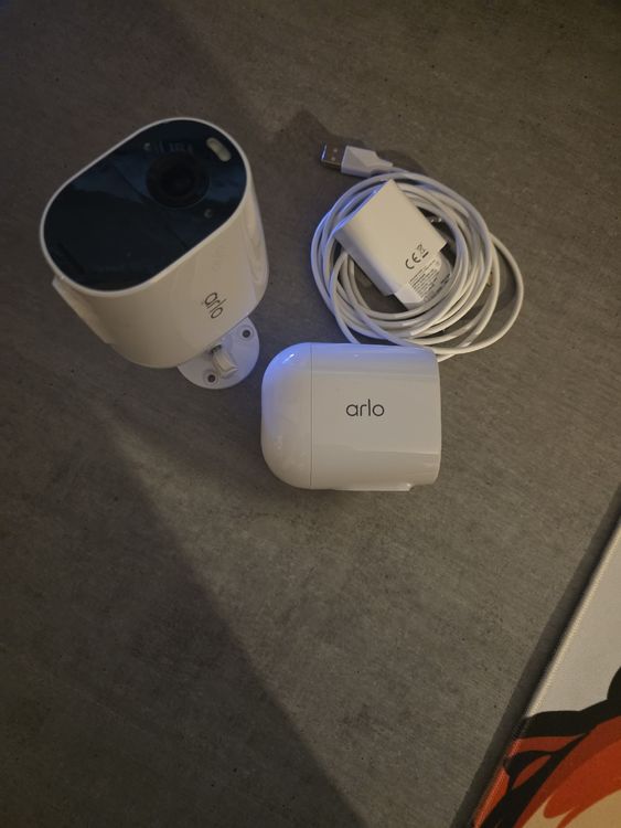 Arlo Pro 2 - Überwachungskamera Set - Top Zustand! (Gebraucht) in ...