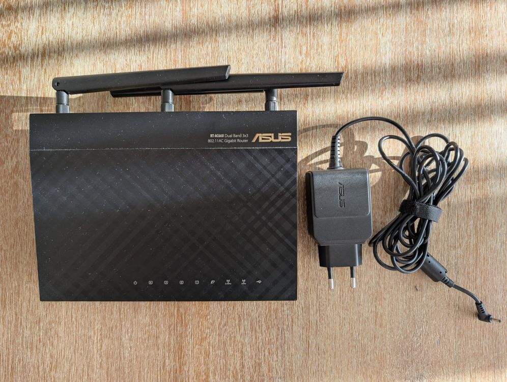 Asus Router - ASUS RT-AC66U (Gebraucht) in Winterthur für CHF 15 – mit Lieferung auf Ricardo kaufen