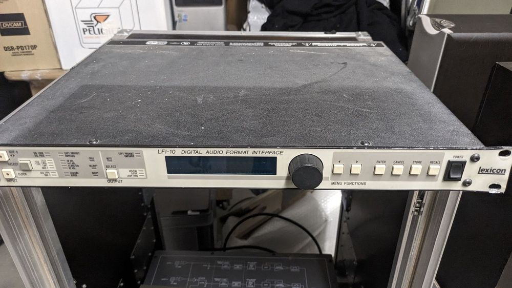 Lexicon LFI-10 Digital Audio Format Interface (Gebraucht) in Geneve für ...