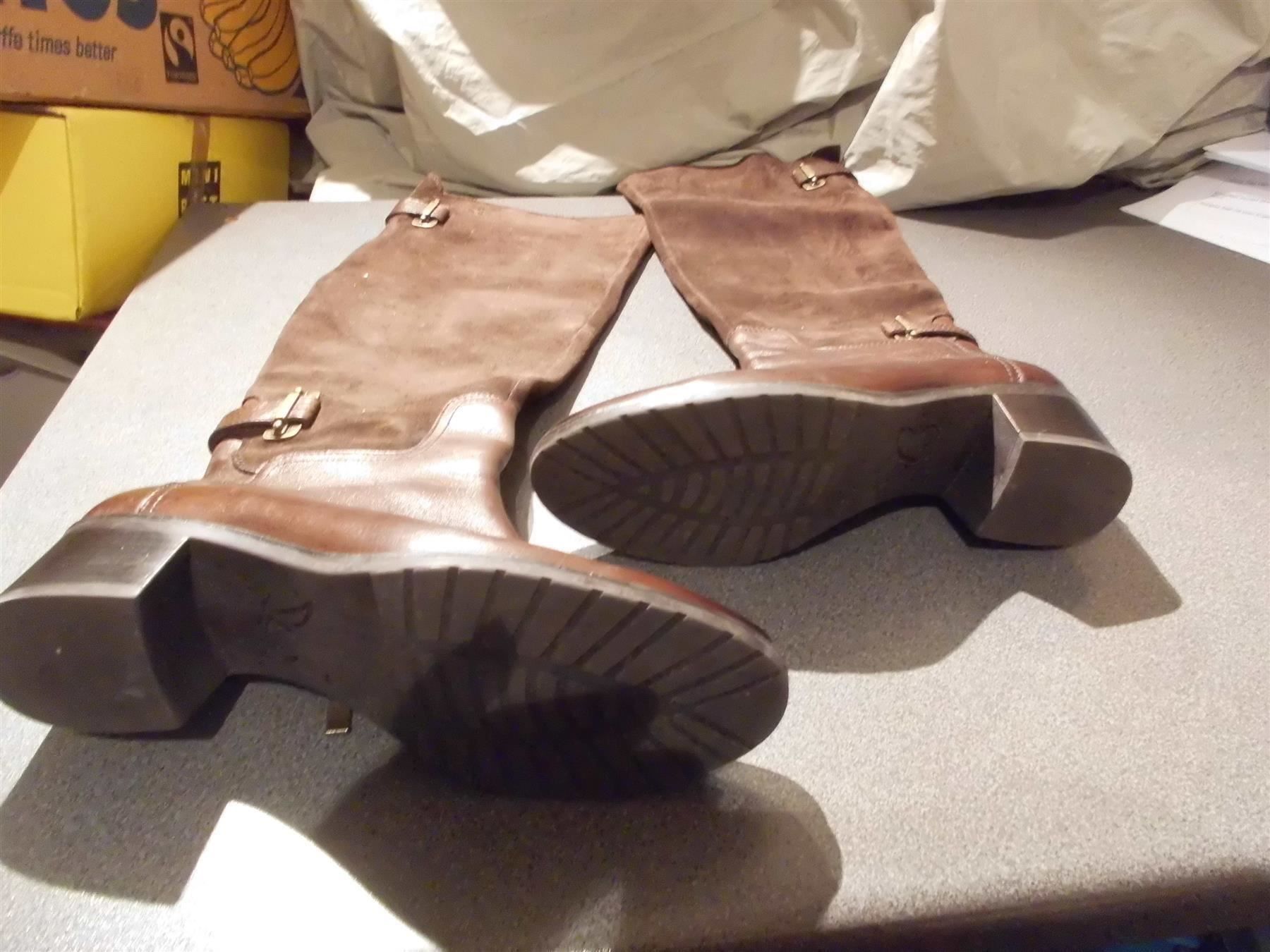 Stiefel Grösse 37,5, Caprice, hoch, braun (Gebraucht) in Zürich für CHF ...