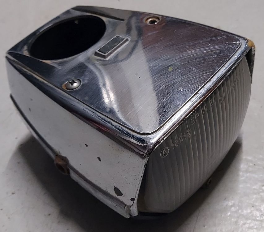 Original Vorderlampe Puch X30 ab 1 Franken (Defekt) in Zimmerwald für CHF 1 – mit Lieferung auf ...