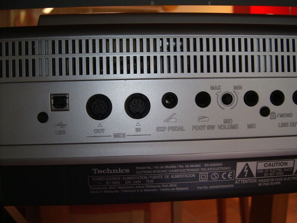 Technics KN-2600 (Gebraucht) in Oberentfelden für CHF 250 – mit ...