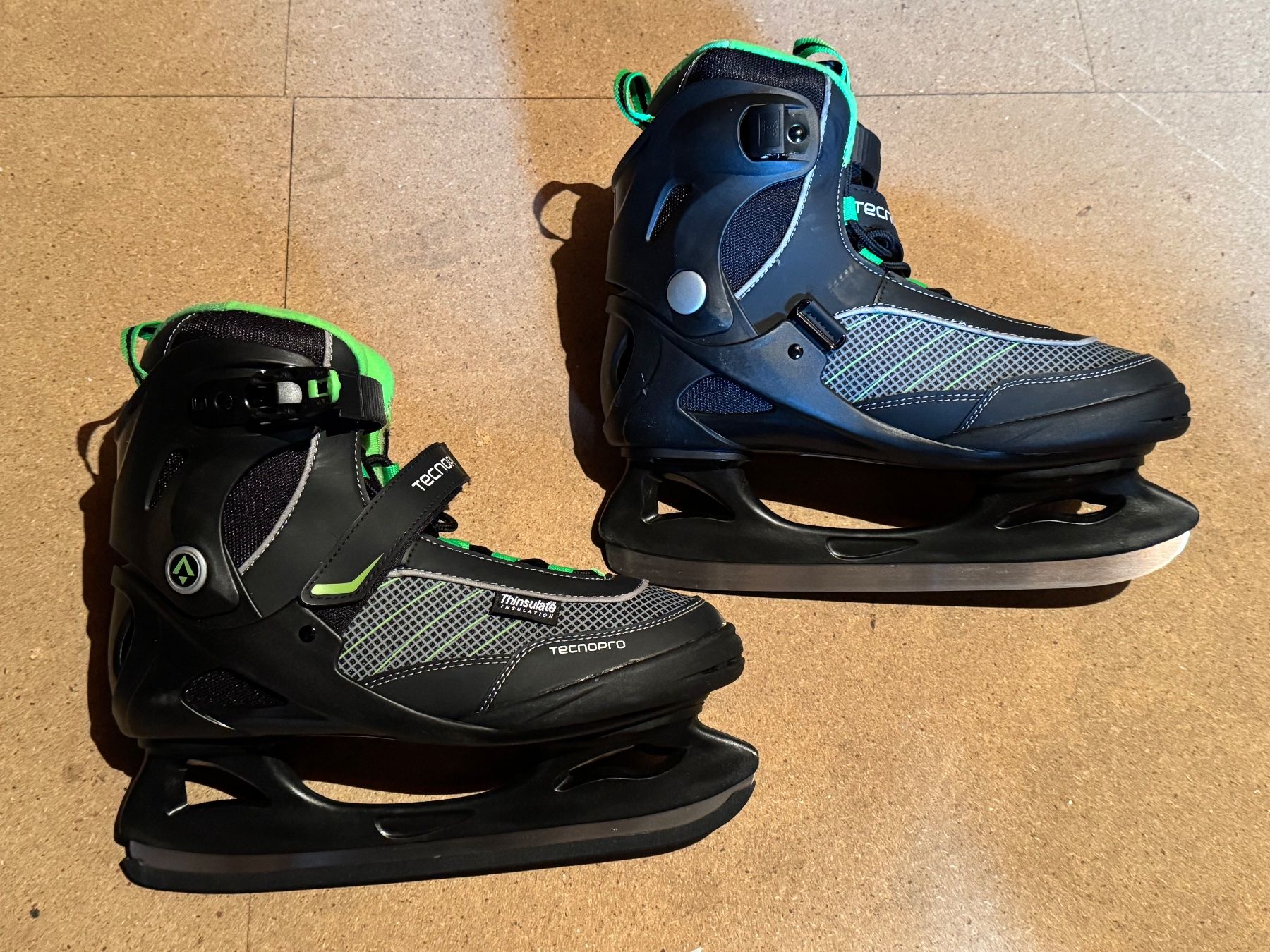 Technopro Eish-Complet Hurricane Schlittschuhe ice skate NEW (Neu ...