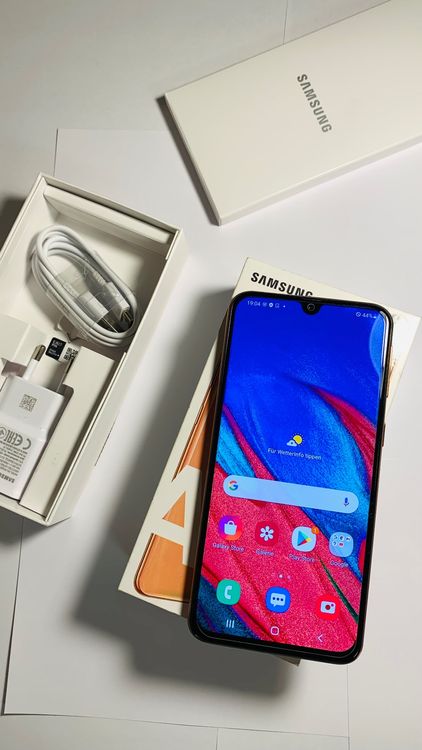 Samsung A40 (64GB) Dual sim | Kaufen auf Ricardo