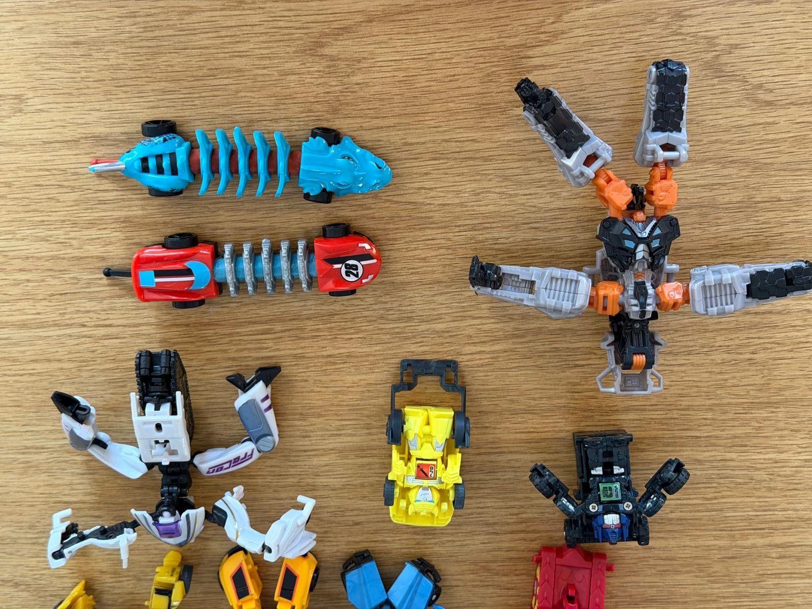 Vintage Transformer Toys - Bulk Lot for Collectors! (Gebraucht) in Zug ...