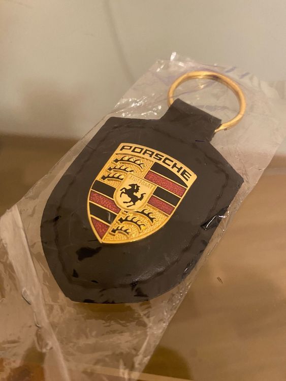 Beautiful and new Porsche key ring (Neu und originalverpackt) in ...