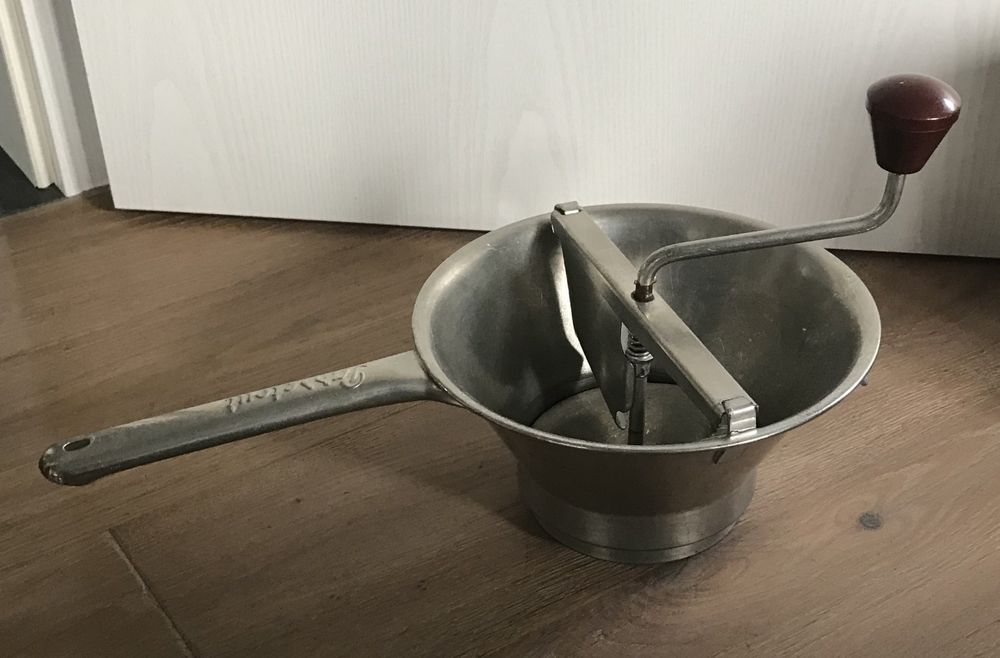 Vintage Passevite der Marke PASSETOUT Püriersieb Passiersieb (Gebraucht ...