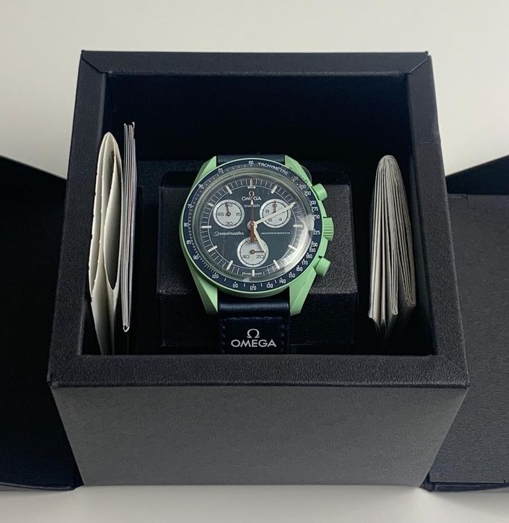 Omega X Swatch Speedmaster - MISSION TO EARTH - MoonSwatch (Neu und ...