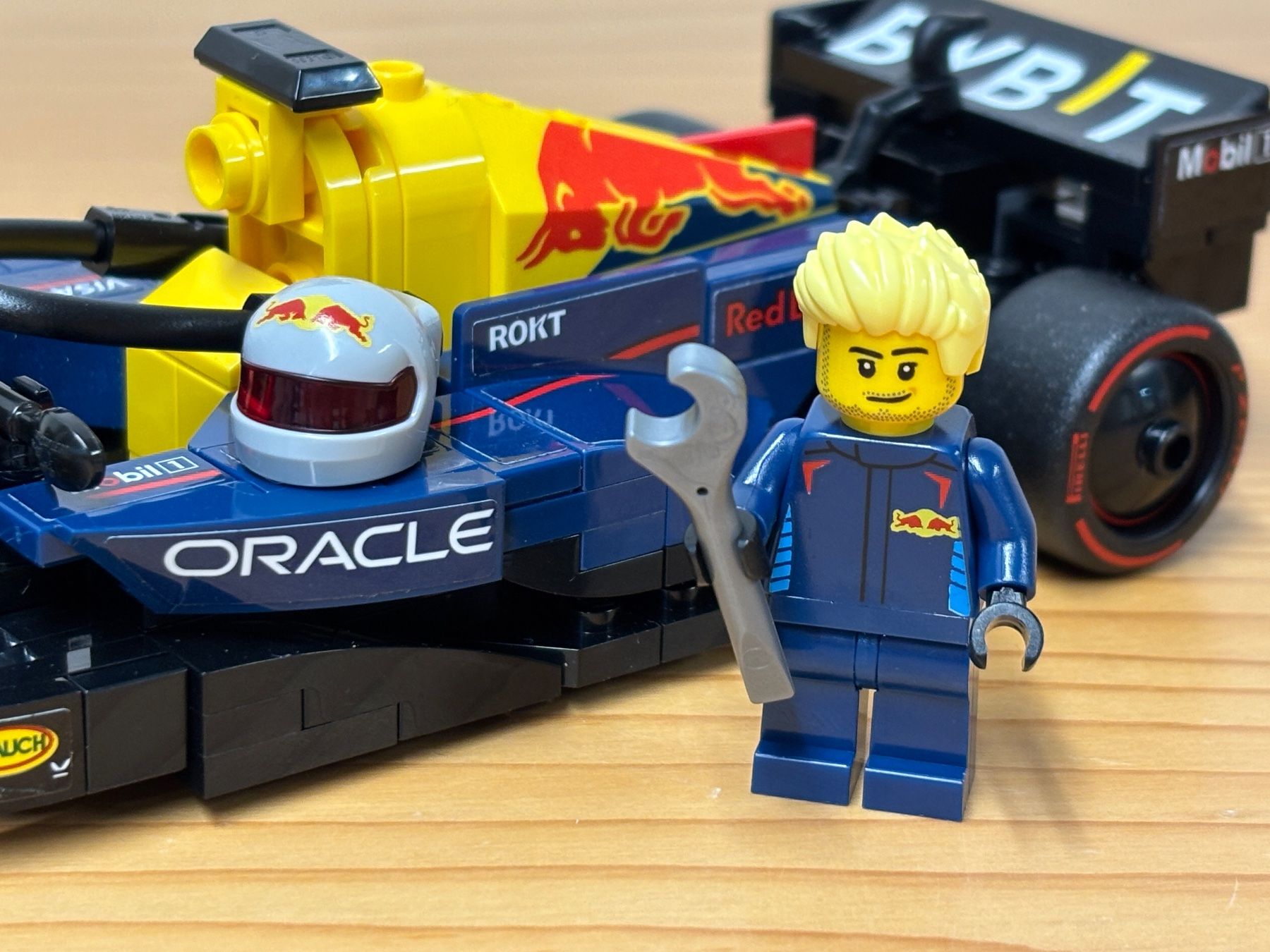 LEGO Oracle Red Bull Racing RB20 F1, Speed Champions #77243 (Neu ...